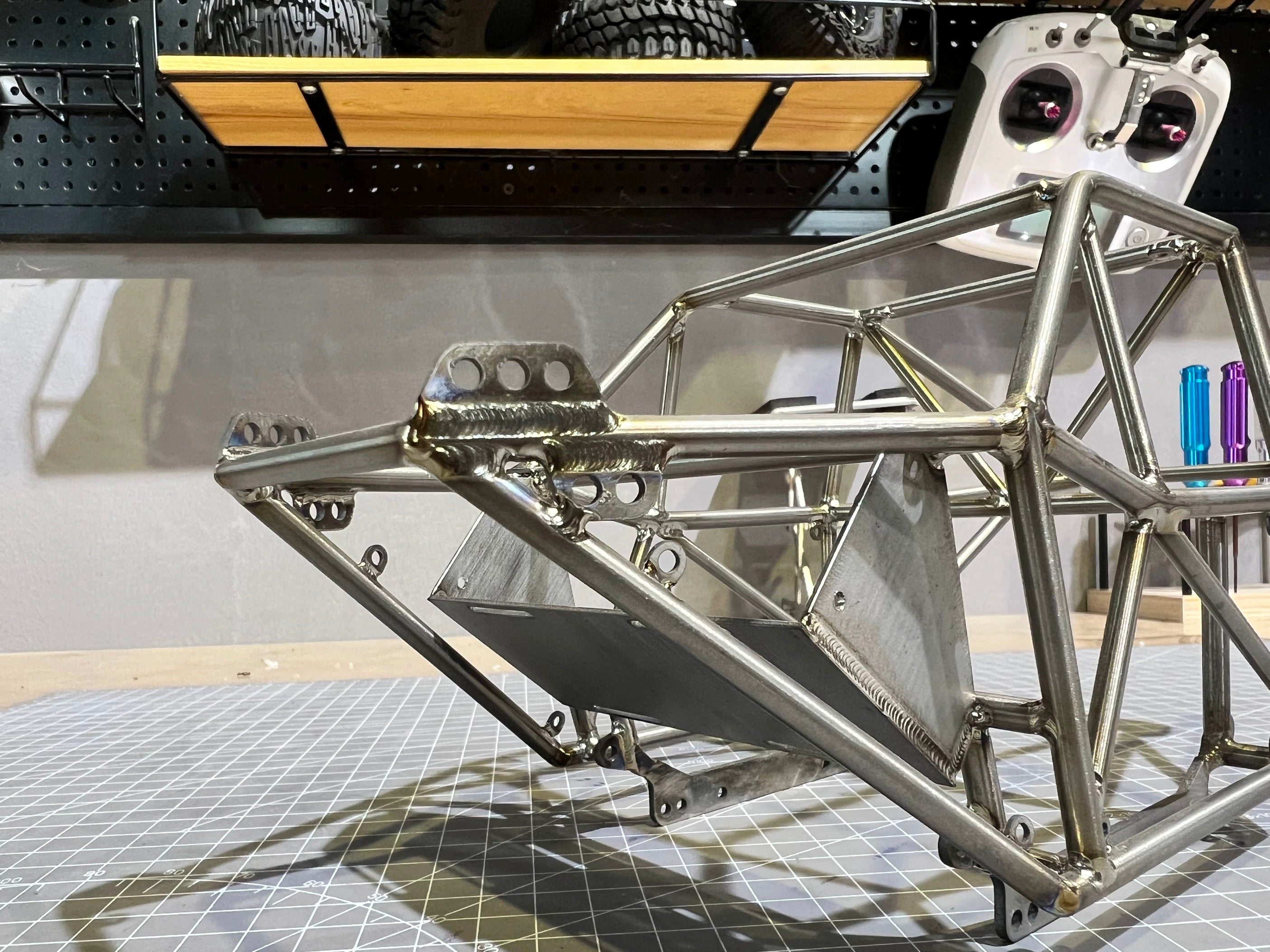 1/10 SCX10 /capra Rock Rover Titanium Alloy Cage– LX Shock