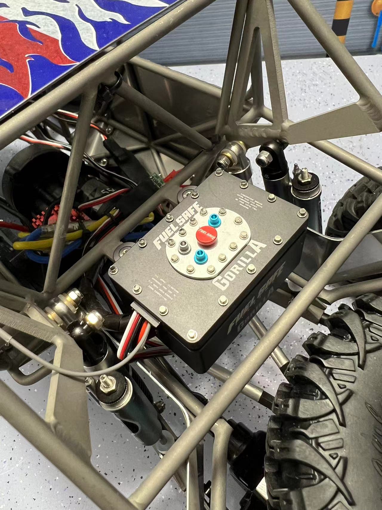 UT4 (monkey version）Titanium alloy cage customization– LX Shock