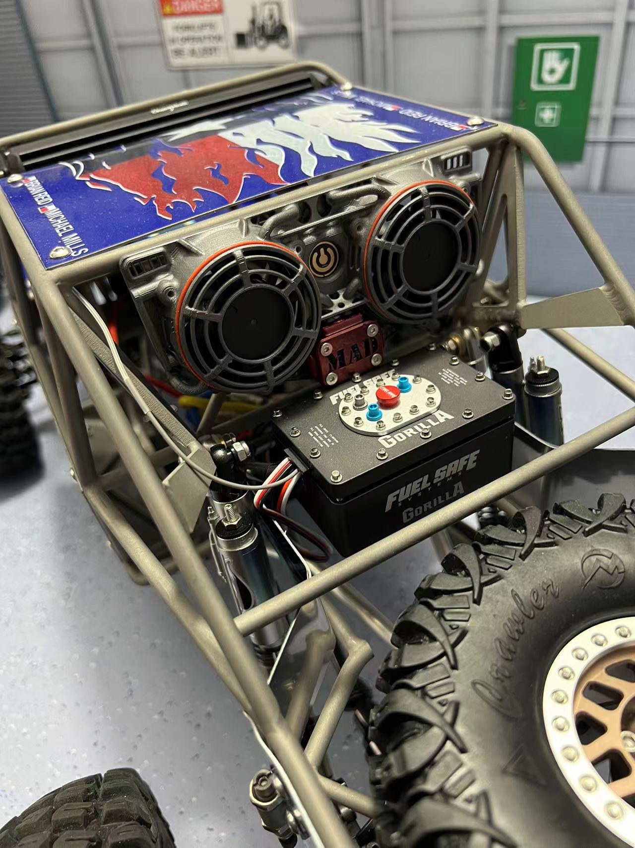 UT4 (monkey version）Titanium alloy cage customization– LX Shock