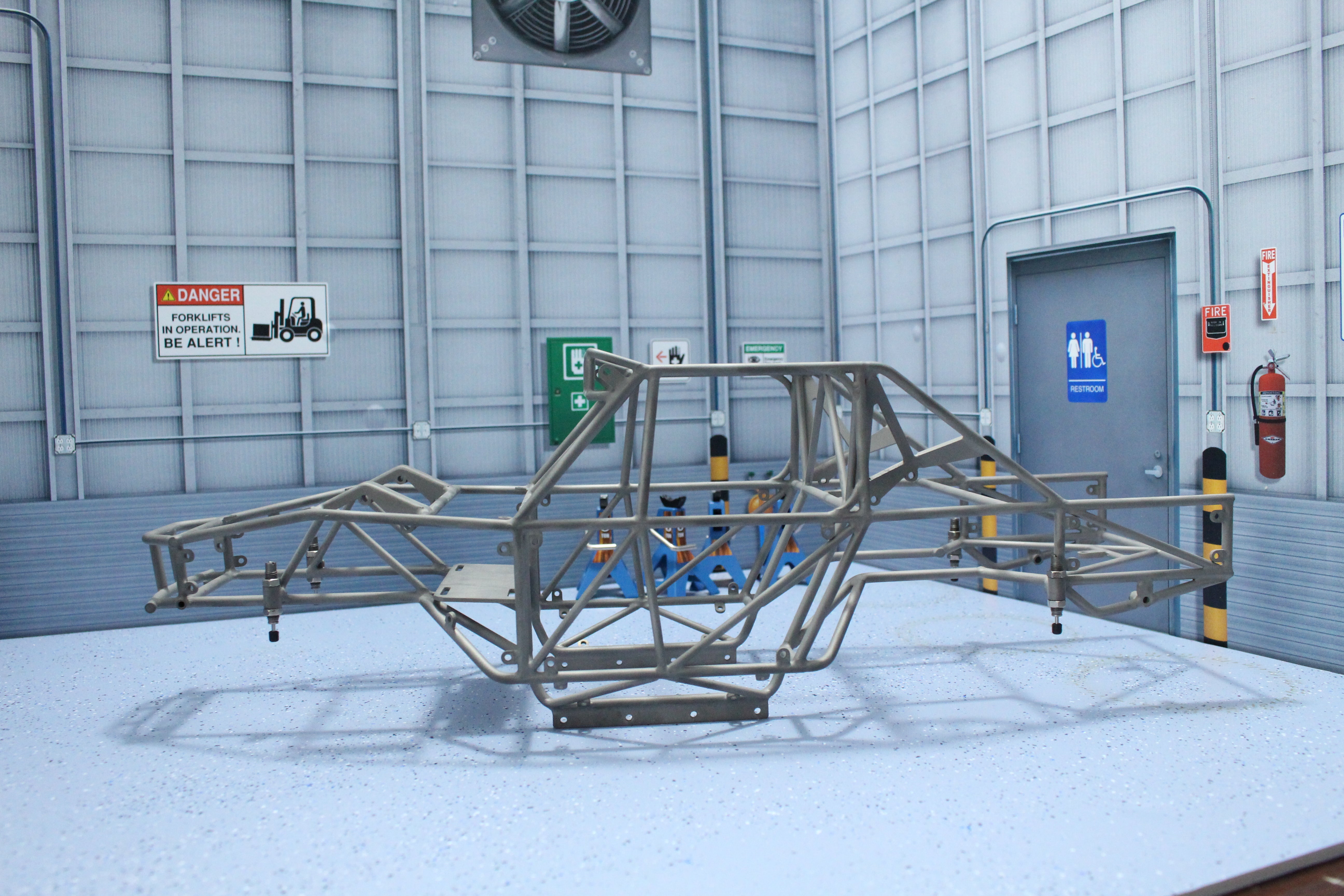 UT4 (monkey version）Titanium alloy cage customization– LX Shock